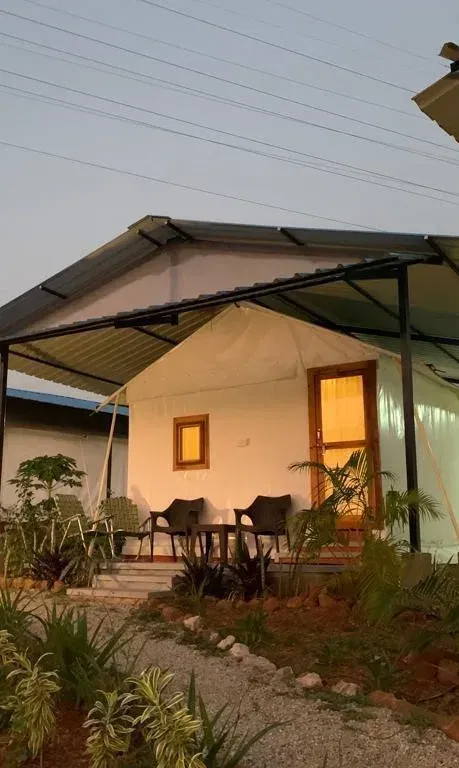 Jungle Resorts, Farm Stays & Outdoor Adventures near Bangalore | Avathi