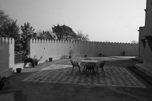 Explore the 18th Century Mud Fort in Kuchesar , Delhi - A Complete ...