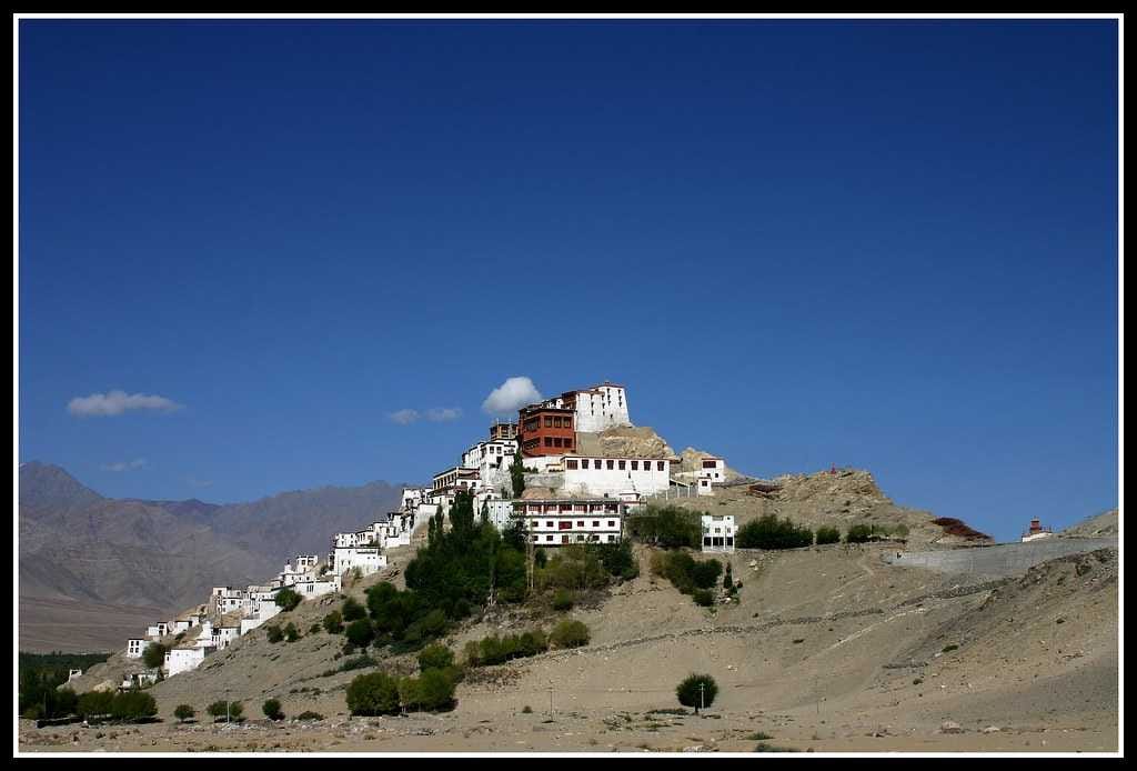 Jungle Resorts, Farm Stays & Outdoor Adventures near Bangalore | Avathi